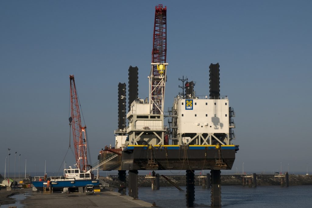 Rhyl Flats wind farm restarts after winter | New Civil Engineer