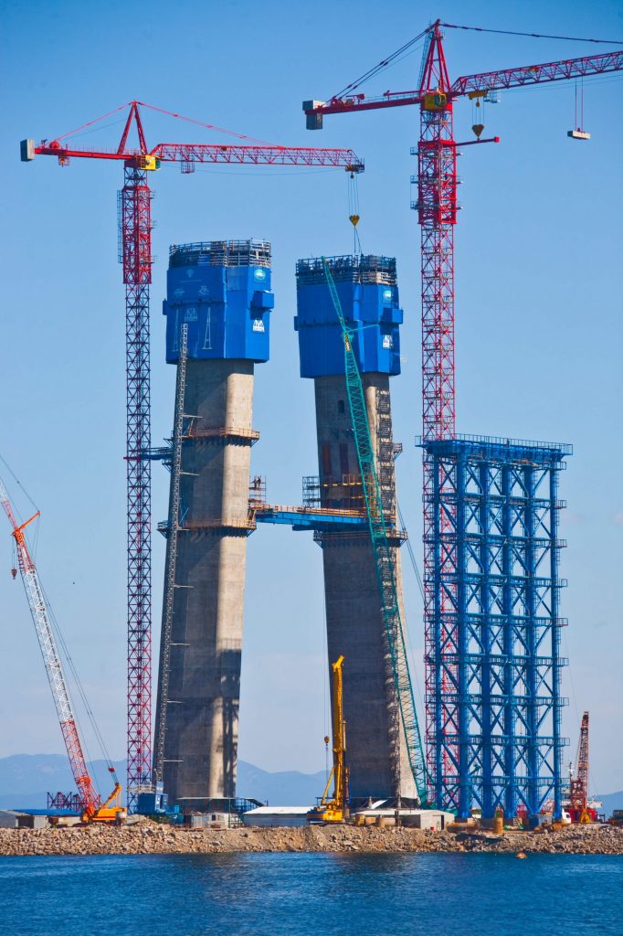 Harsco formwork aids Russky Island bridge build | New Civil Engineer