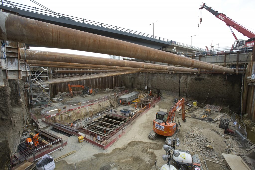 Crossrail completes Connaught cofferdam work ahead of schedule | New ...
