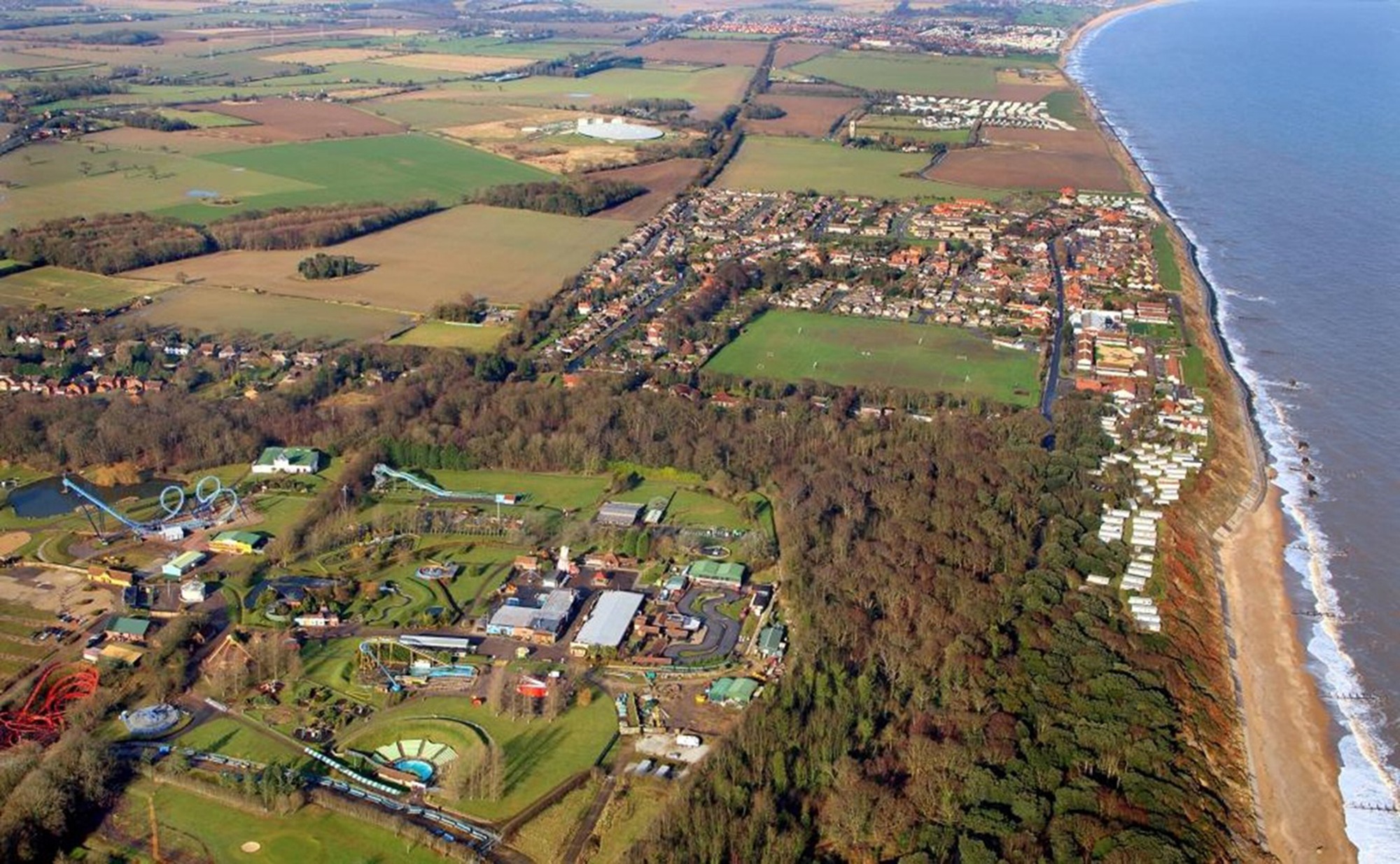 Flood defences tested by biggest tidal surge for 60 years | New Civil ...