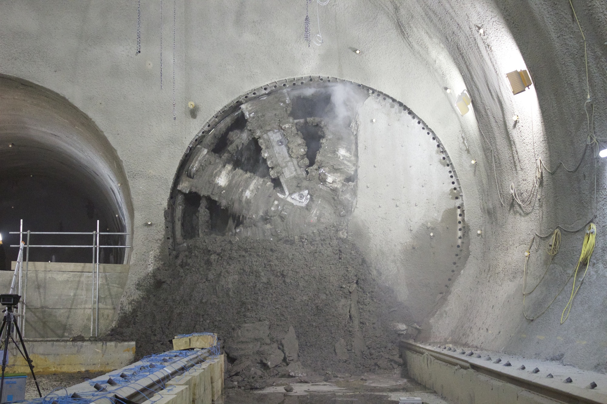 NCE Live News Updates Monday 10 February: Major battle against floods ...