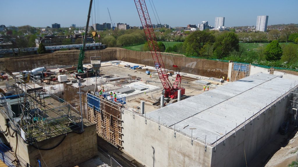 Water: Still waters run deep at Barrow Hill Reservoir, London | New ...