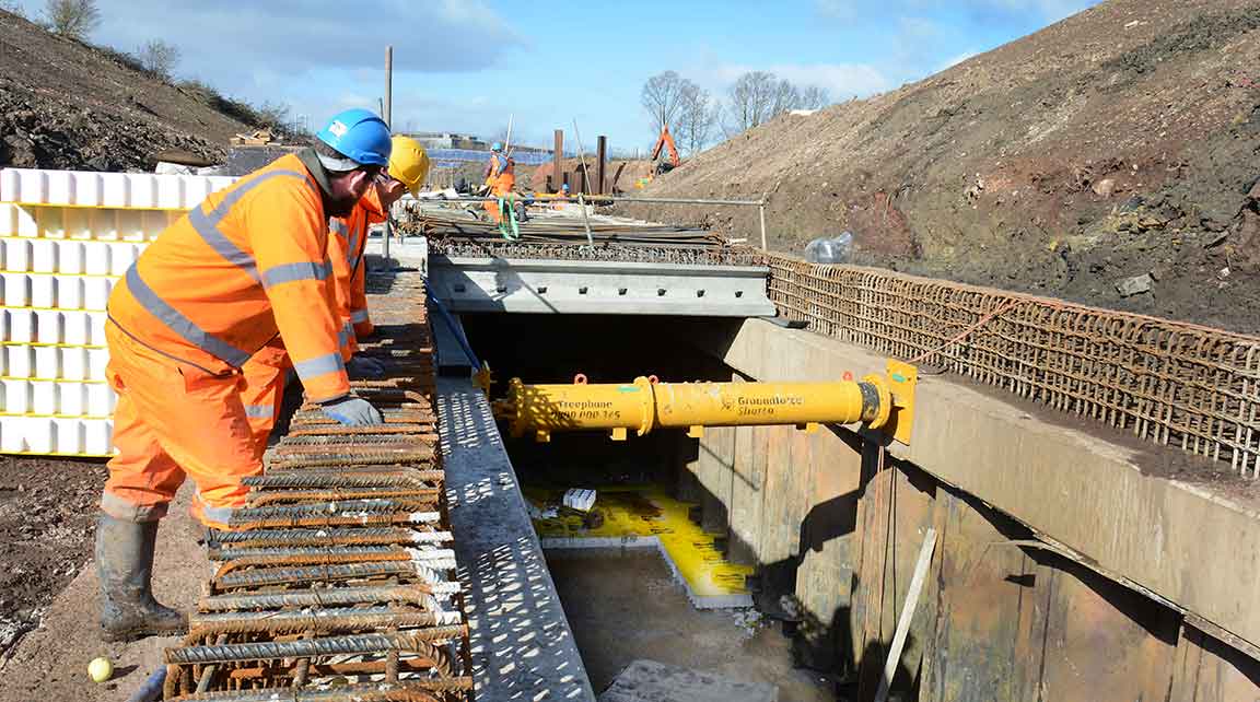 Great Western Line: Mind the gap | New Civil Engineer