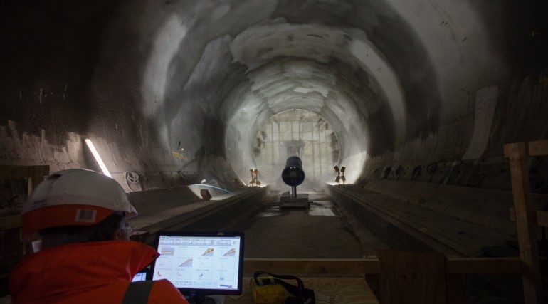 The Gallery and Video | Liverpool Street Crossrail tunnel breakthrough ...