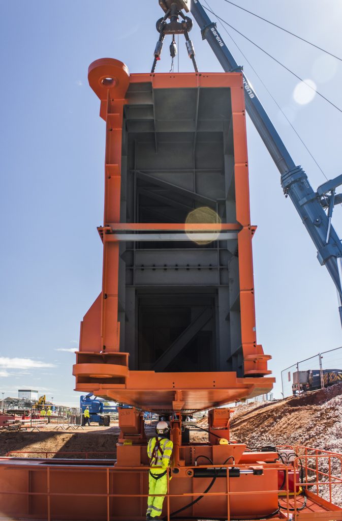 The Gallery | Bridge building machine put together at Mersey Gateway ...