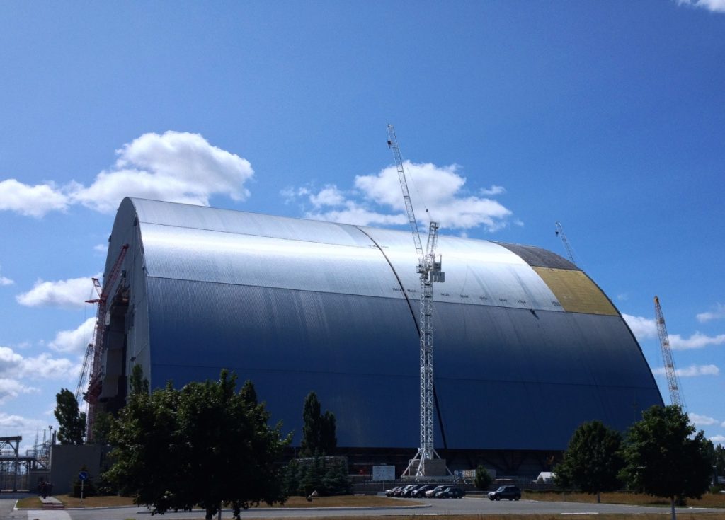 Chernobyl: Skid system connects two halves of huge containment ...