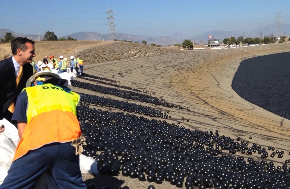 Drought-hit California turns to innovative shade balls solution | New ...