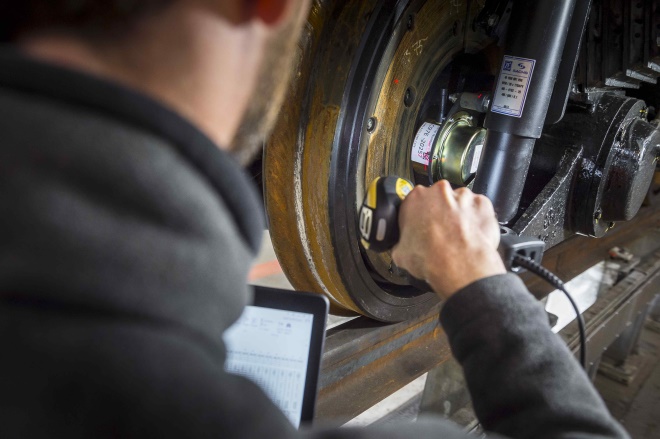 How wireless wheel monitors could identify railway track faults | New ...