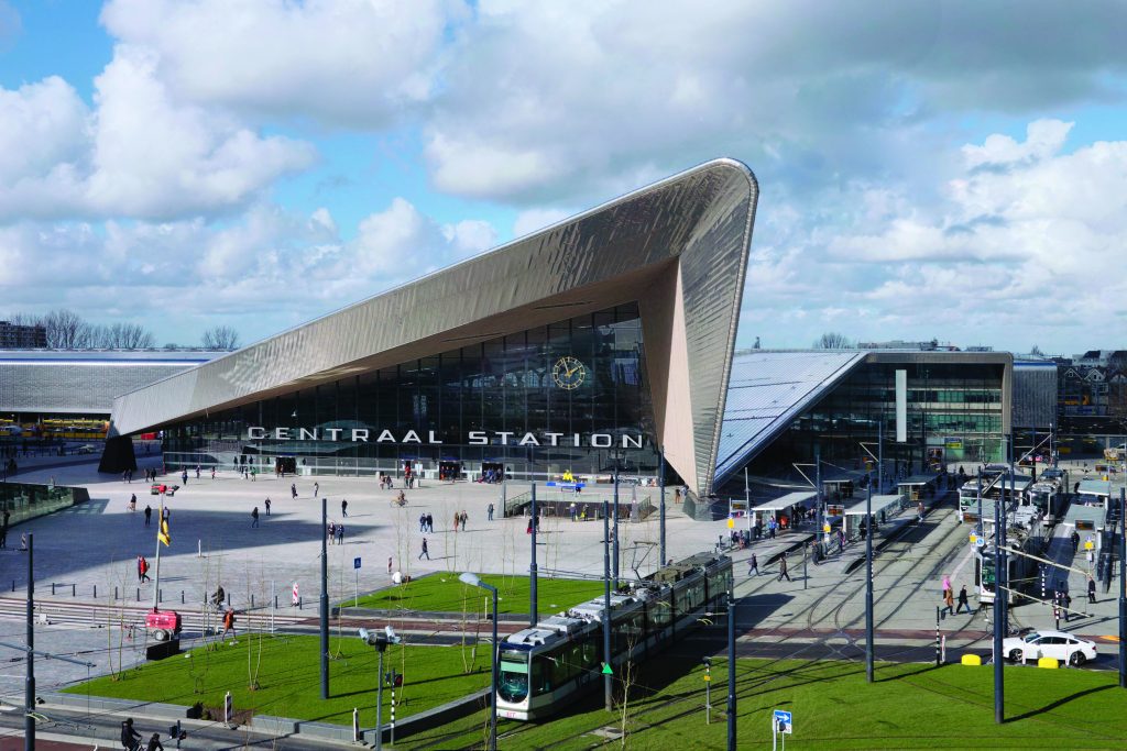 High Speed | Arcadis: Successful station development