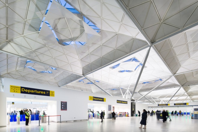 Analysis | Heathrow? We need to add spare capacity now | New Civil Engineer