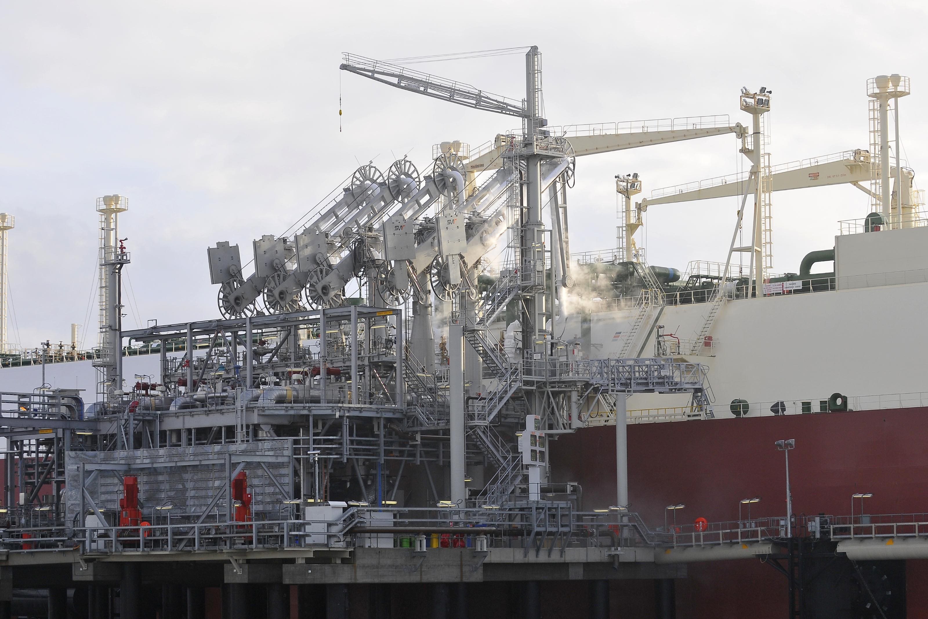 Contract awarded for huge gas terminal | New Civil Engineer