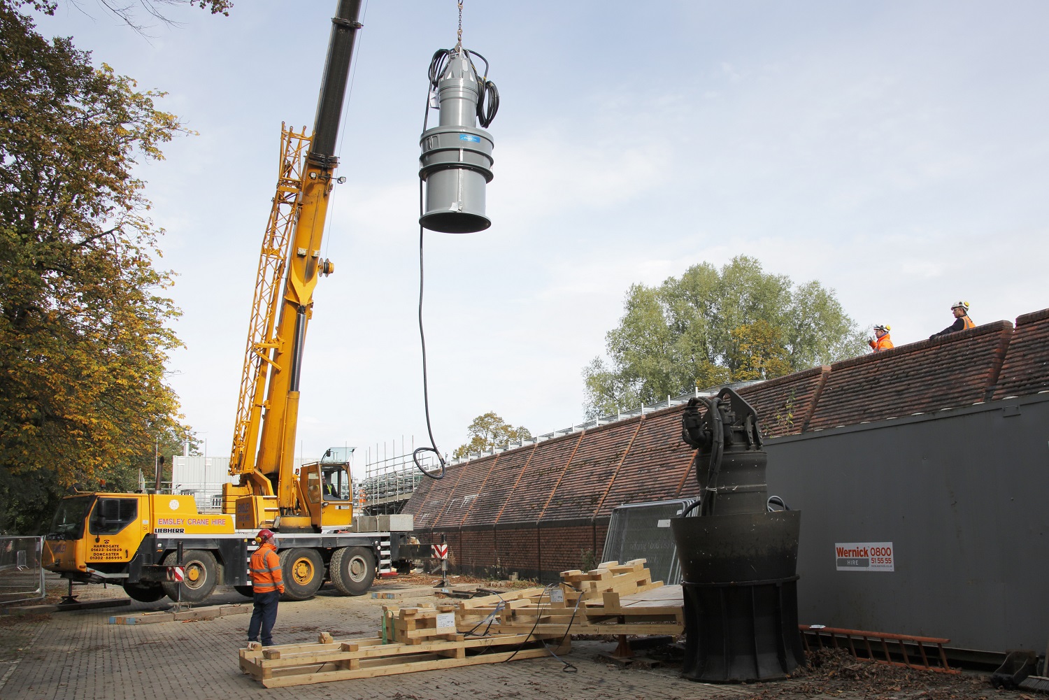 Flood gate installed at Foss Barrier in York | New Civil Engineer