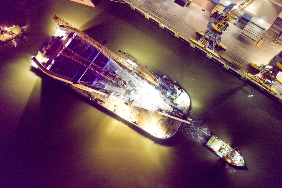 The Gallery | 100m bridge centrepiece arrives | New Civil Engineer