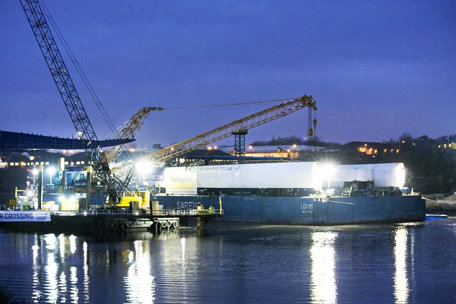 The Gallery | 100m bridge centrepiece arrives | New Civil Engineer
