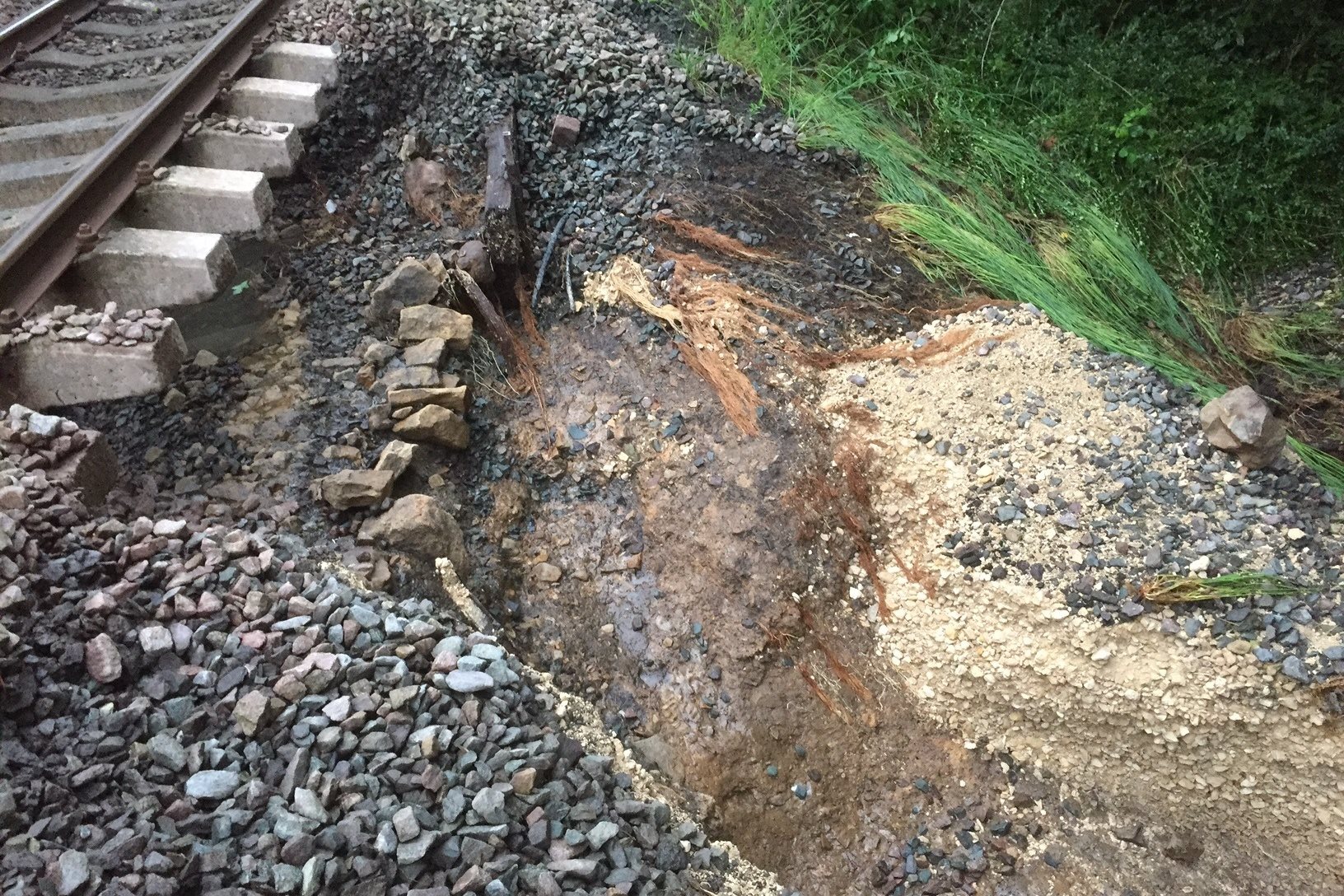 Network Rail slammed over 'near miss' | New Civil Engineer