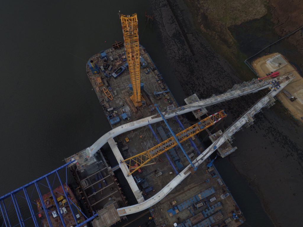 Massive New Wear Crossing main pylon to be erected | New Civil Engineer