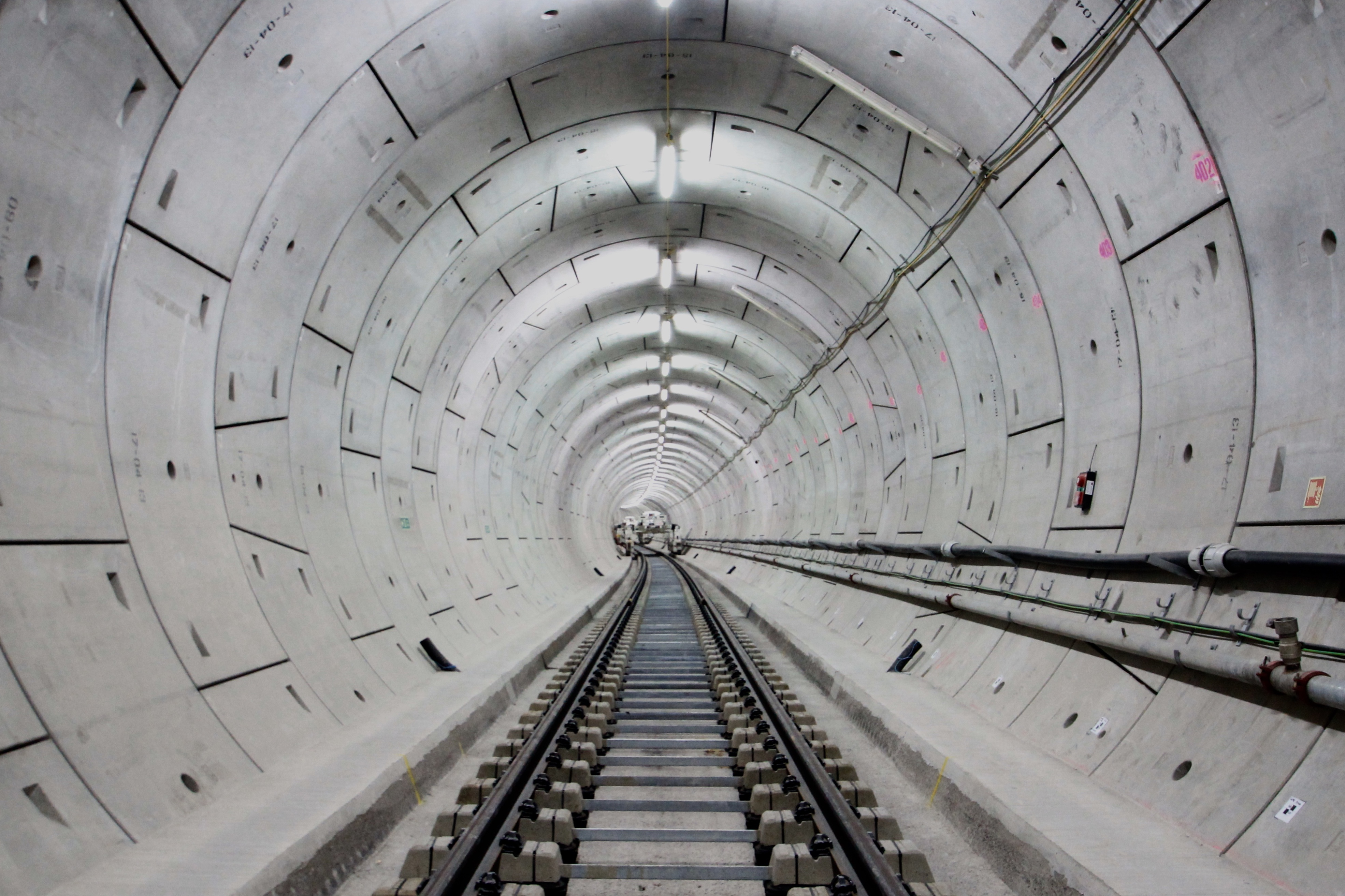 Roll out of Elizabeth Line trains delayed | New Civil Engineer