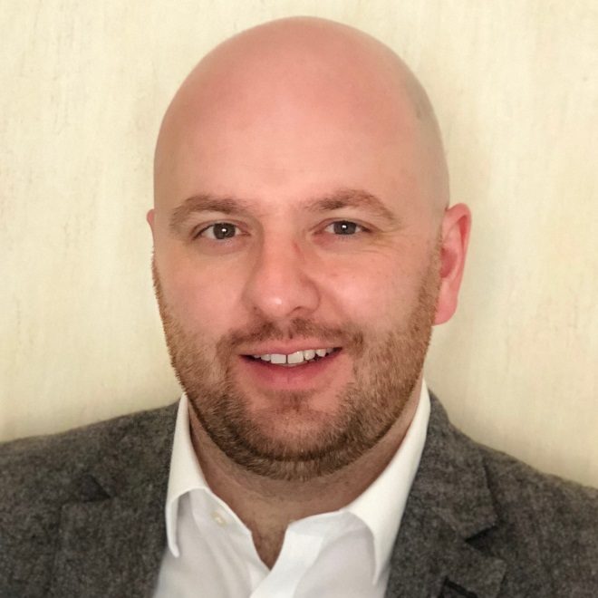 Peter Hallsworth's Instagram, Twitter & Facebook on IDCrawl