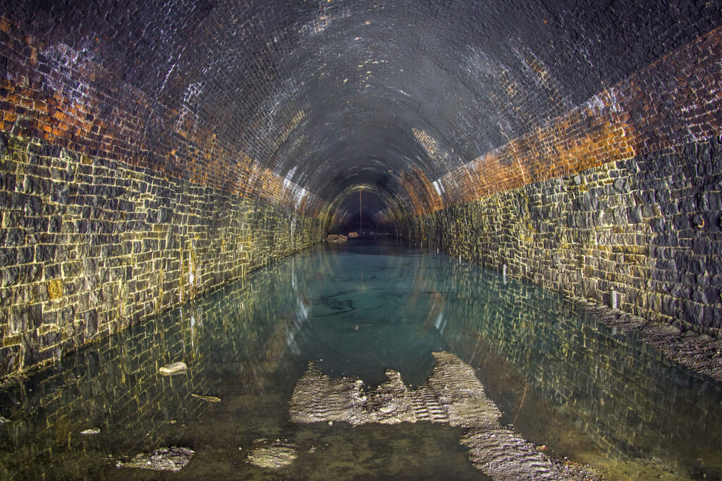 Tunnel flooded after DfT fails to pay £50 rent cost | New Civil Engineer