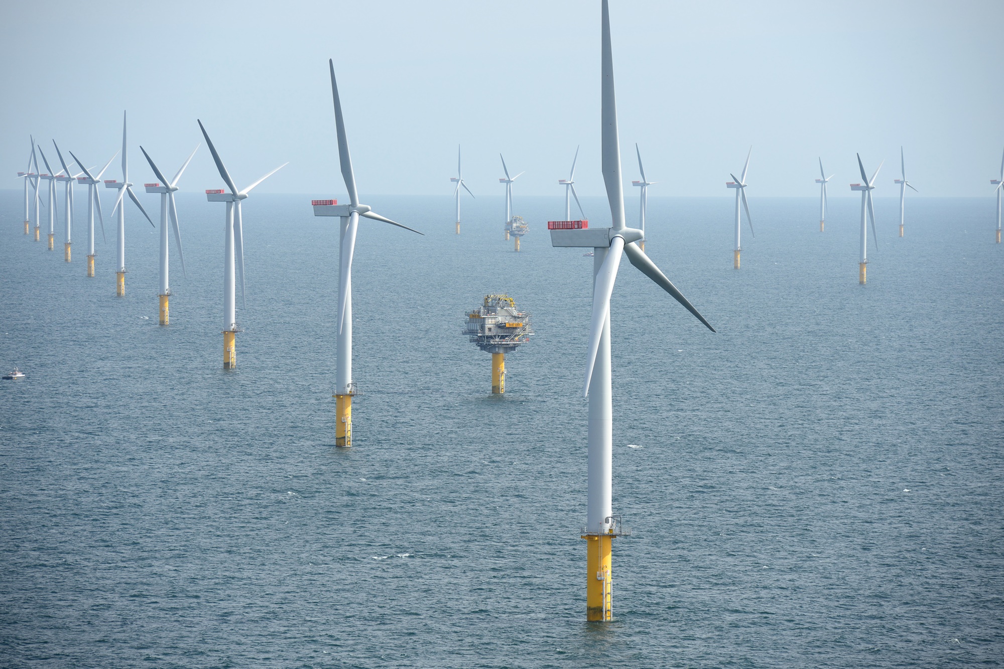 Plan released to triple offshore wind supply chain and achieve £25bn ...