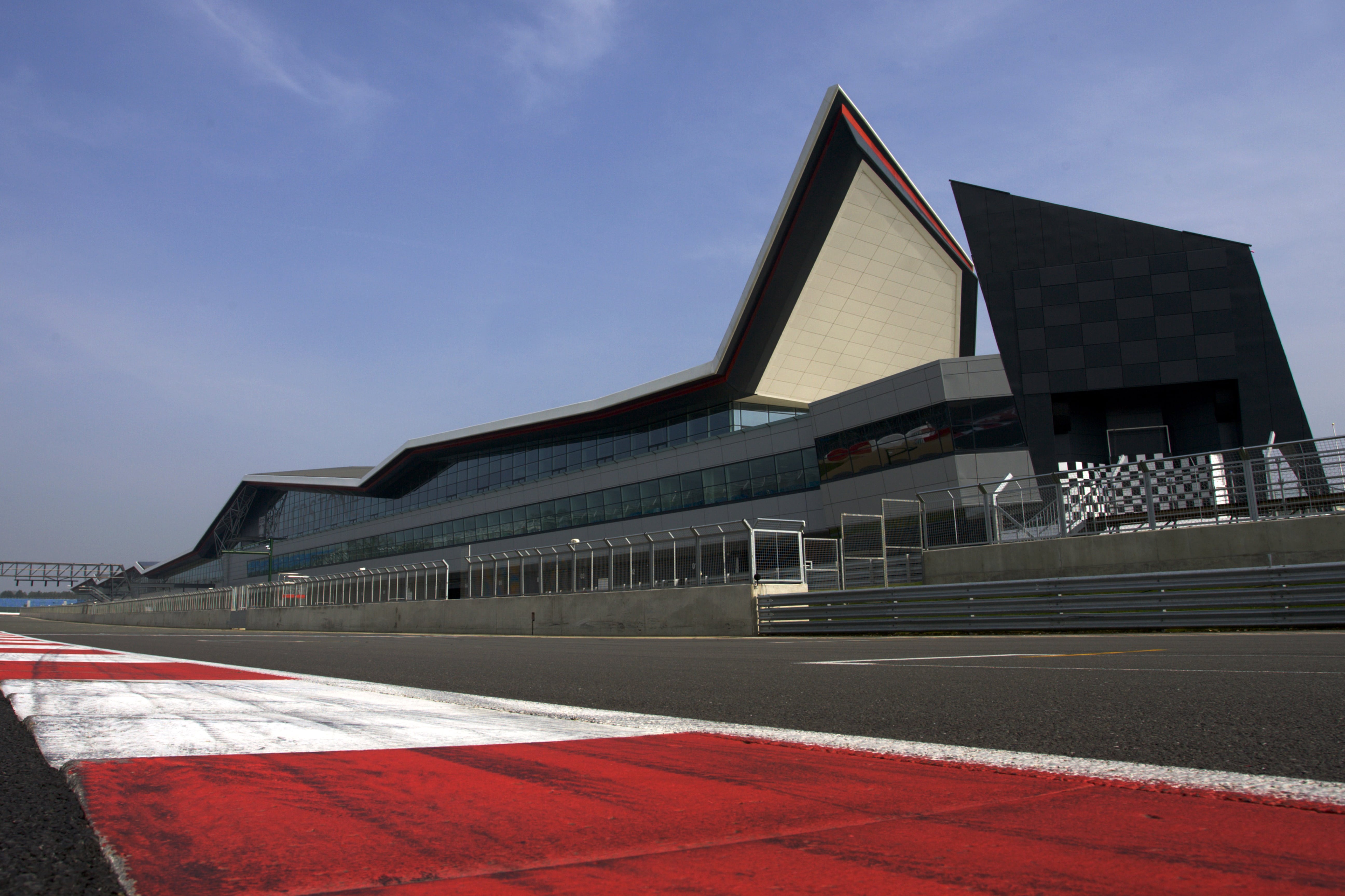 Silverstone to be resurfaced again after MotoGP farce | New Civil Engineer