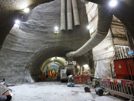 London Underground upgrades to Northern line and Bank station gather ...