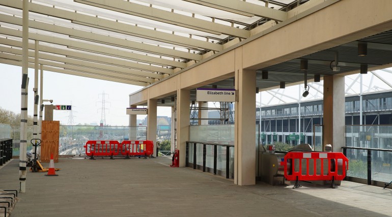 Crossrail construction photos reveal progress at stations | New Civil ...