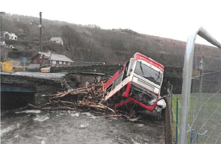 Failure to act on warnings led to Isle of Man bridge collapse | New ...