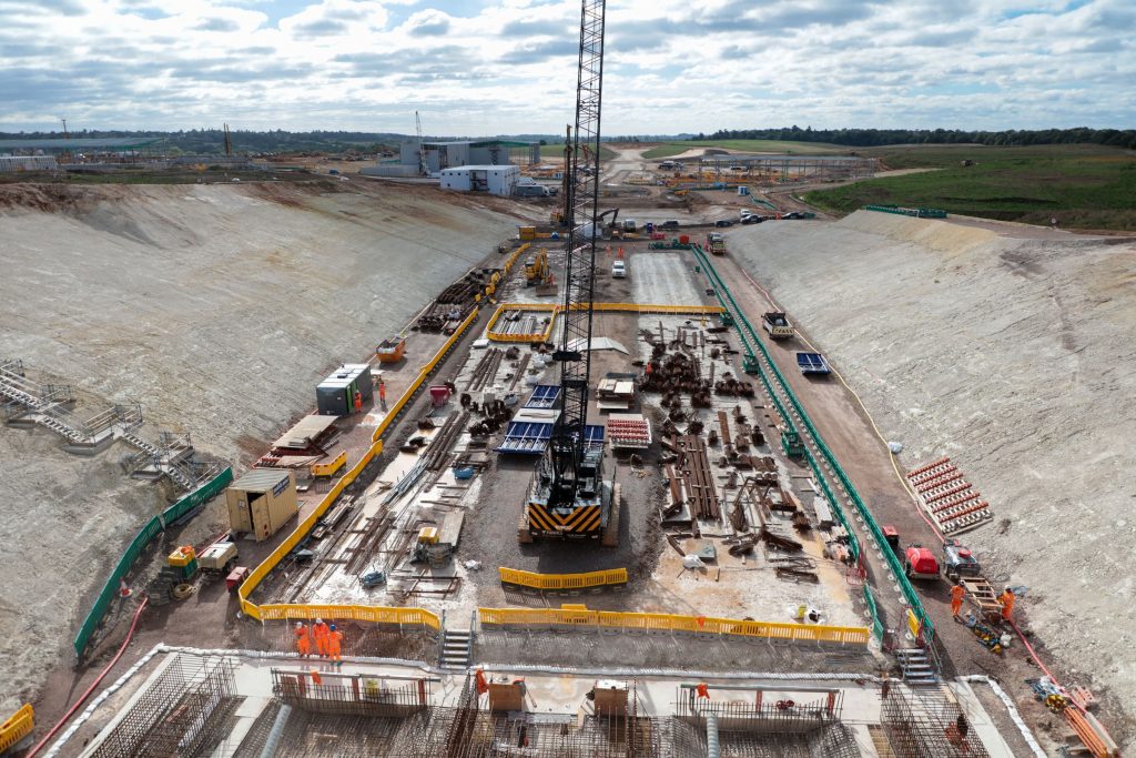 High Speed 2 | Tunnellers get ready at the foot of the Chilterns | New ...