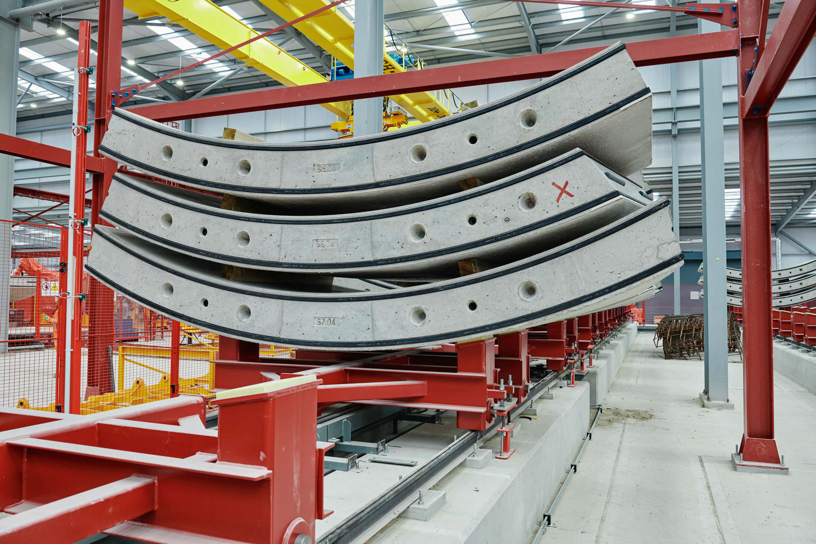 HS2 casts first of 112,000 wall segments for Chilterns tunnel | New ...