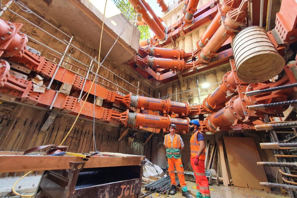 Challenges of building Tideway’s Chelsea Embankment interception ...