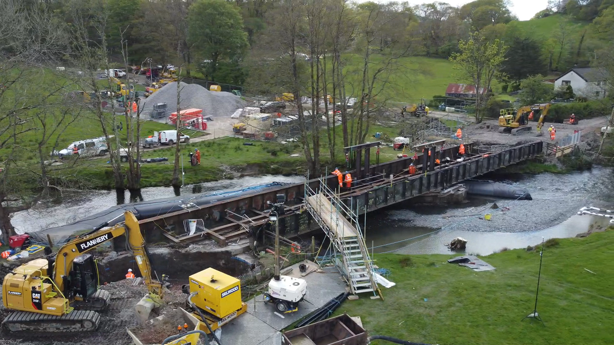 Watch: Engineers lift Welsh rail bridge out of flood zone | New Civil ...