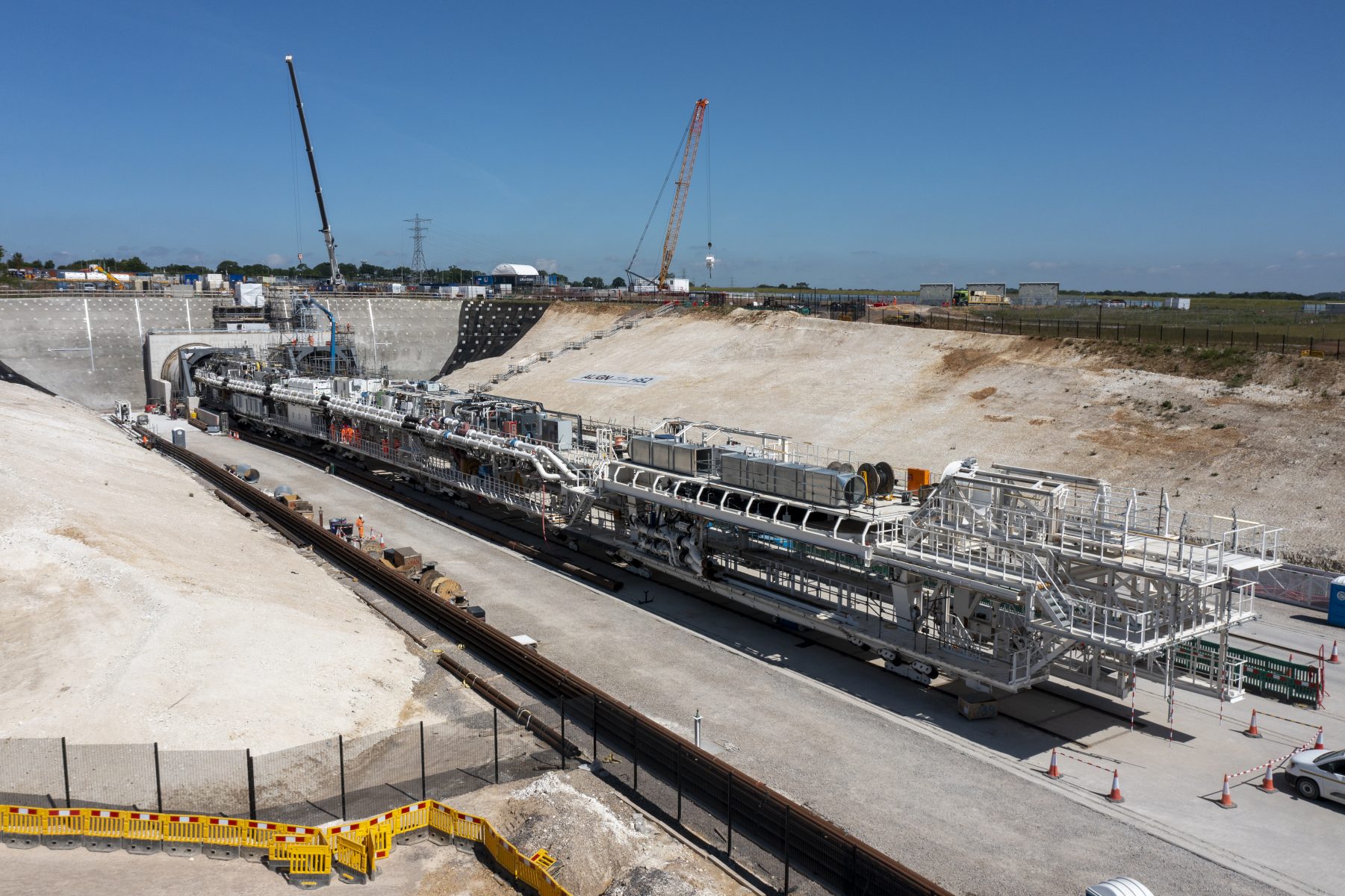 HS2’s second giant TBM begins journey beneath the Chilterns | New Civil ...