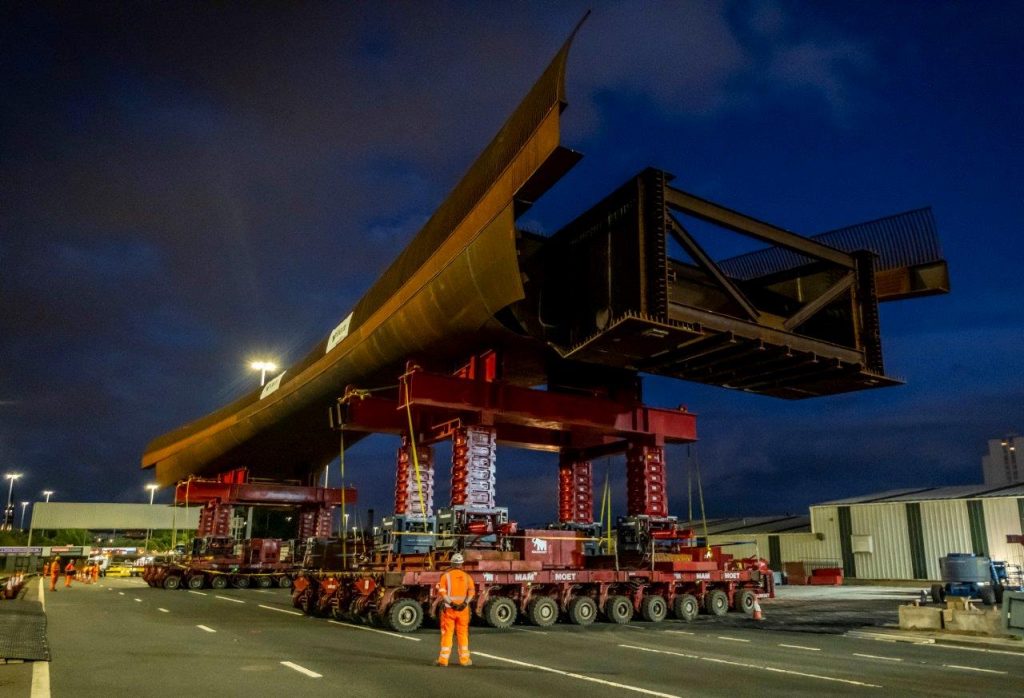 Bam Nuttall 'pirouettes' new footbridge over Scotland's M8 | New Civil ...