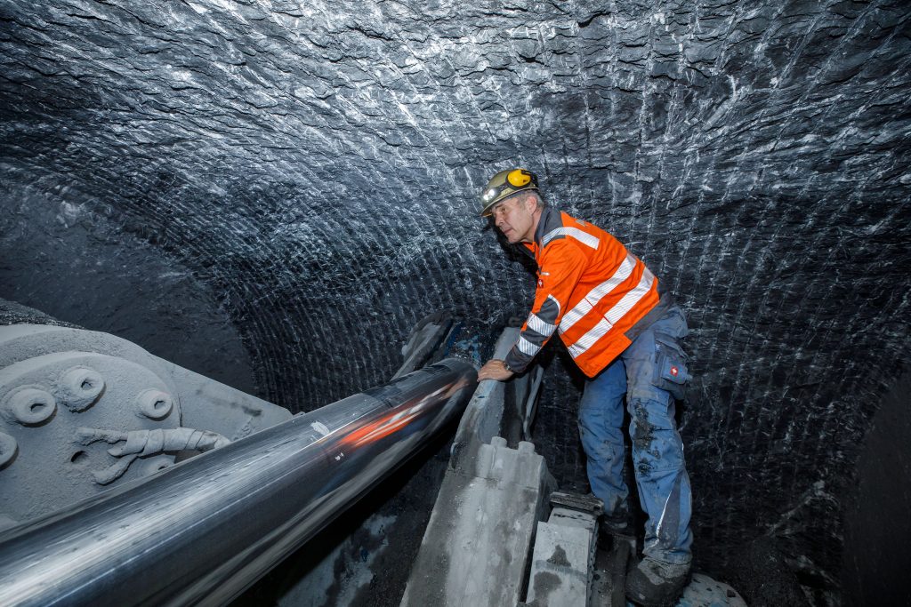 World first hard rock tunnelling machines solves Mexico mine access ...