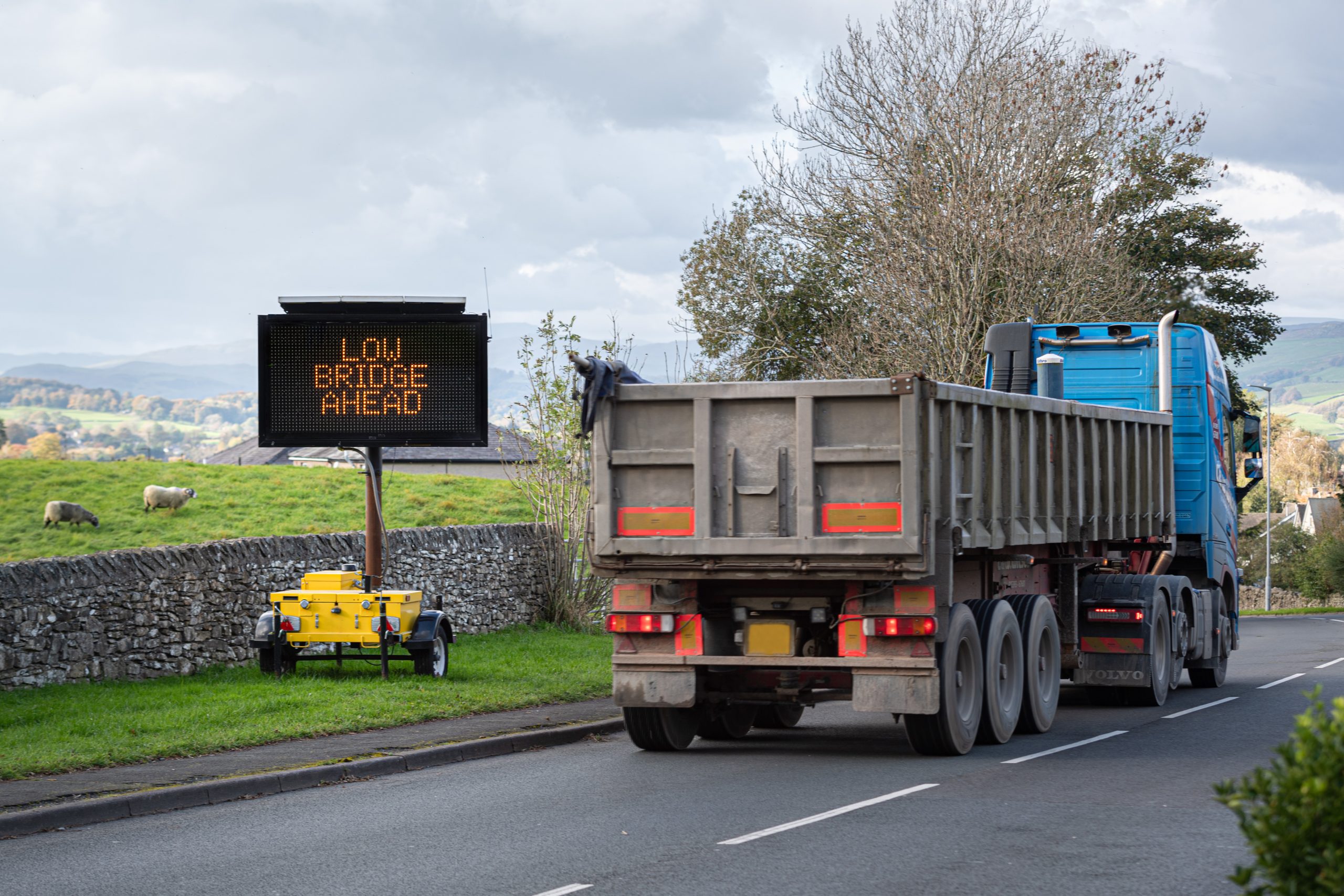 How vehicle detection software could protect railway bridges | New ...