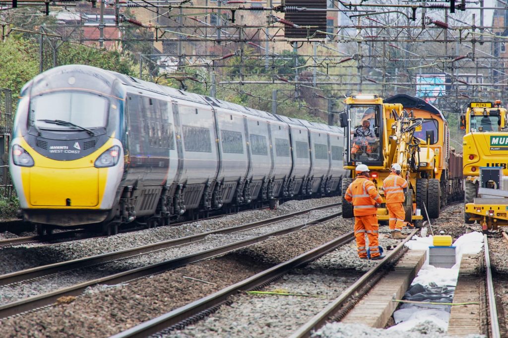Network Rail alerts contractors to £1.19bn capital delivery works framework | New Civil Engineer