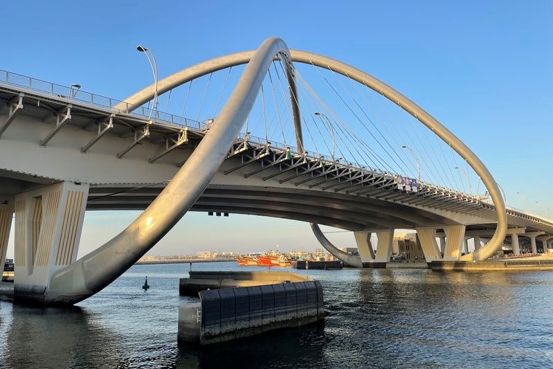 Construction completed on Dubai’s £79M Infinity Bridge | New Civil Engineer