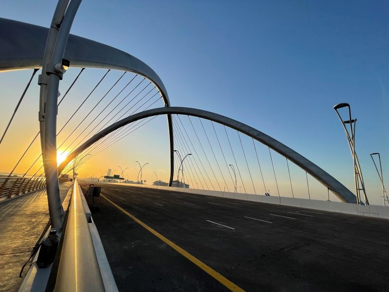 Construction completed on Dubai’s £79M Infinity Bridge | New Civil Engineer