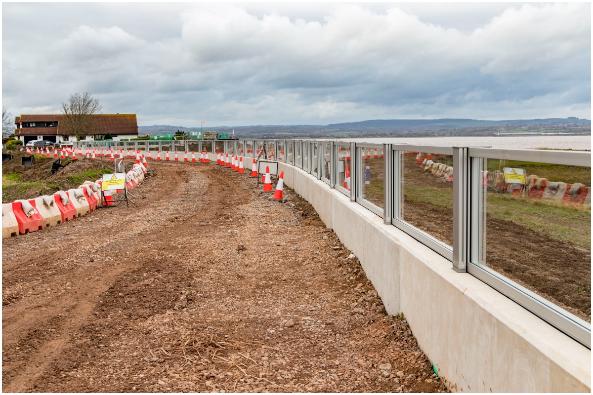 Glass flood defence installed on Severn Estuary | New Civil Engineer