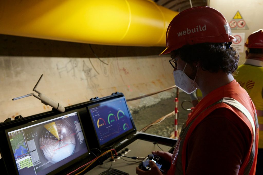World first remote-controlled tunnel inspecting robot deployed on high-speed rail project | New ...