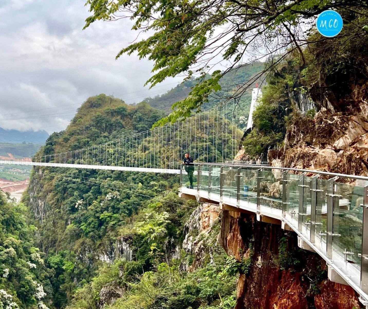 World’s longest glass-bottomed bridge set for opening | New Civil Engineer