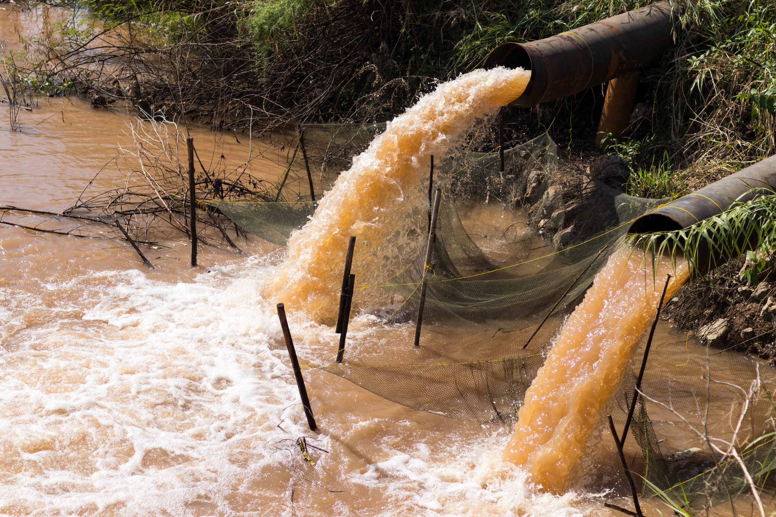 Dirty Water Dirty Drinking Water Hi Res Stock Photography And Images