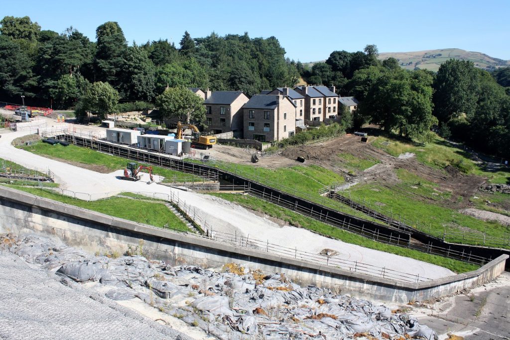 Kier begins permanent repairs to Toddbrook Reservoir dam | New Civil ...