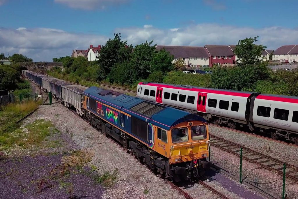 Network Rail opens new freight line between north Wales and Luton | New ...