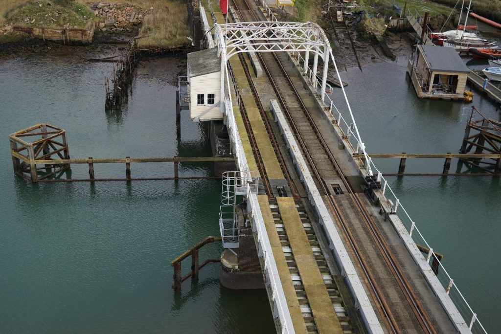 "Unique swing railway bridge over the Thames saved after years of ...