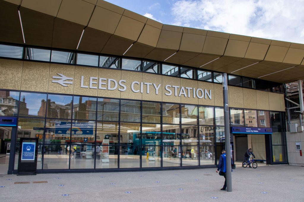 Government launches study into connecting HS2 services to Leeds | New ...