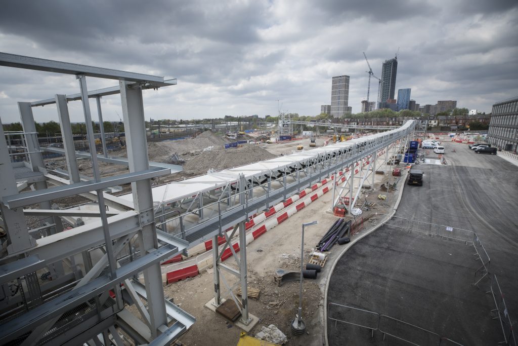 HS2 spoil conveyor network begins operation at Old Oak Common | New ...