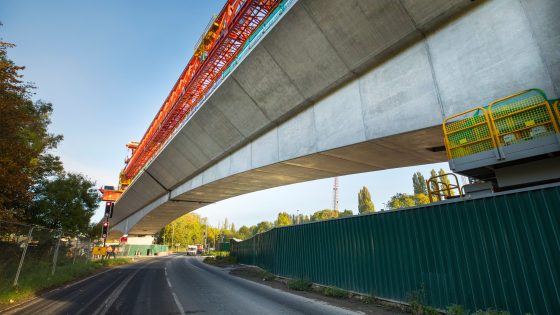 HS2 completes foundation work for UK’s longest railway bridge | New ...