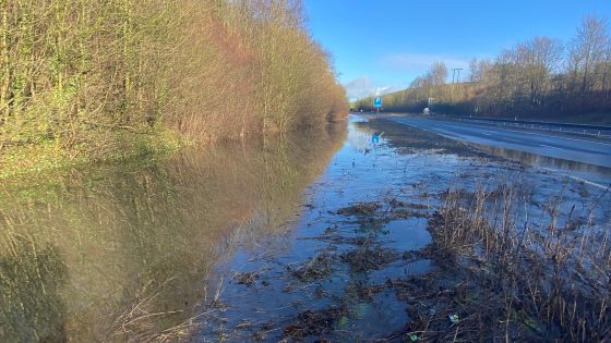 Flooding causes extended closure of three lanes of A303 in Wiltshire ...
